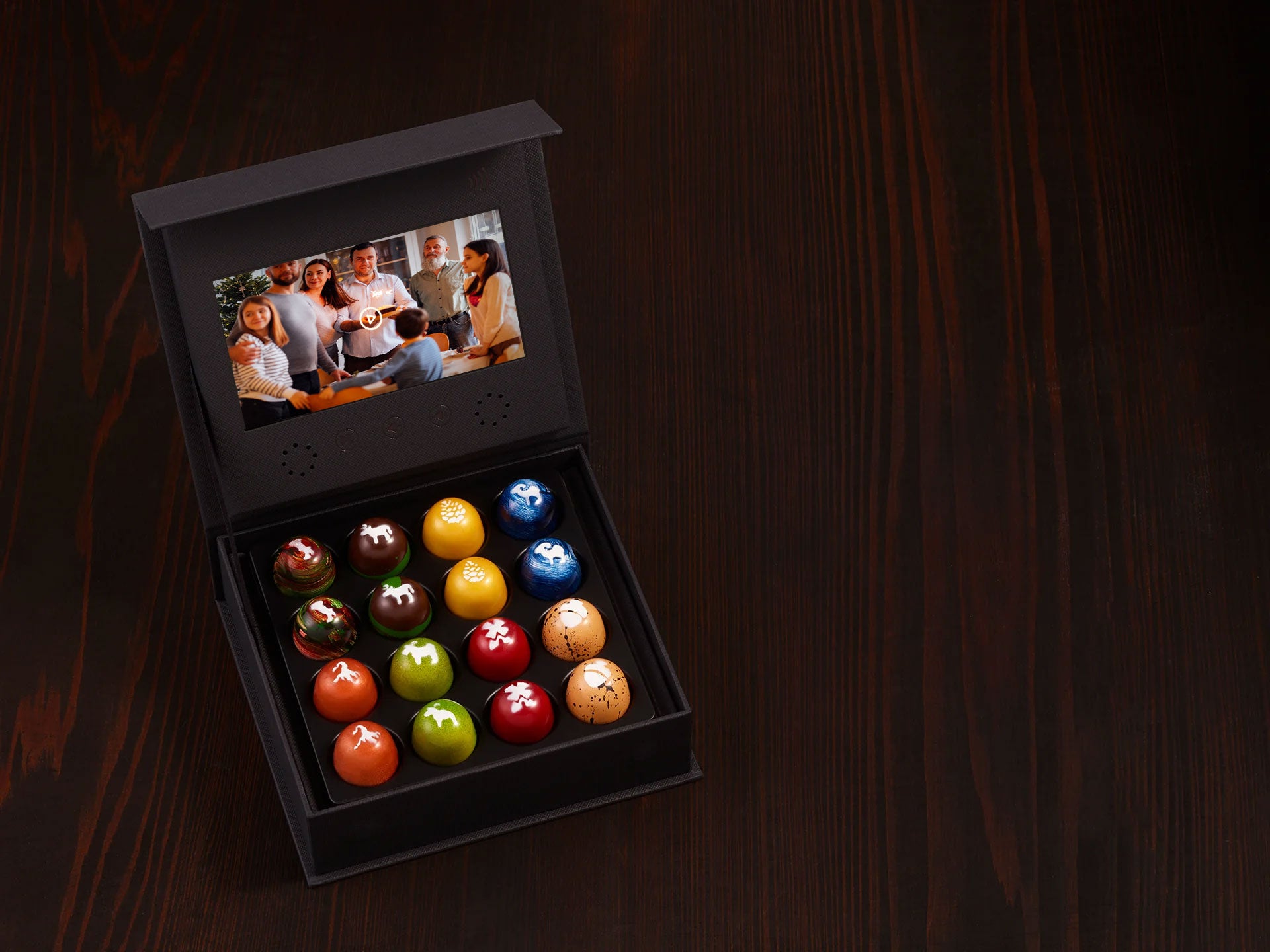 Fromage Chocolate Collection – M. Cacao Chocolates